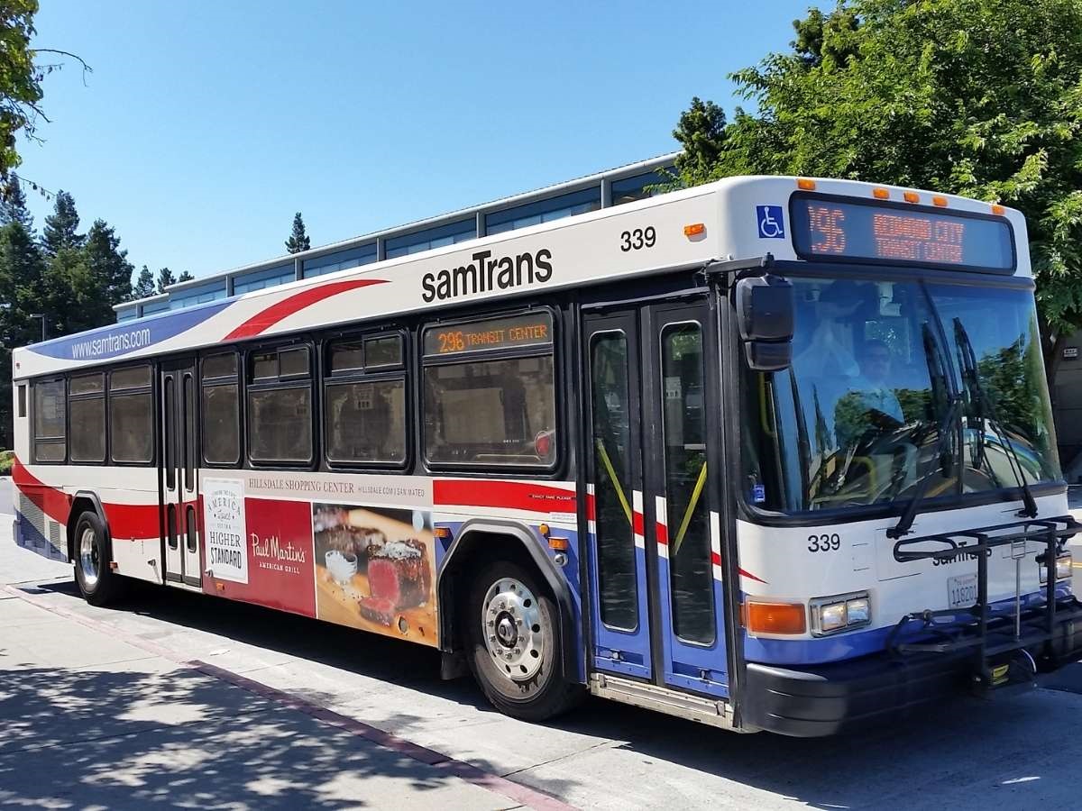 Save with the SamTrans Summer Youth Pass City of Menlo Park
